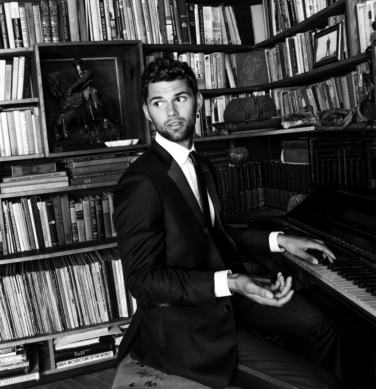 The Black Tux | Premium Online Suit & Tuxedo Rentals